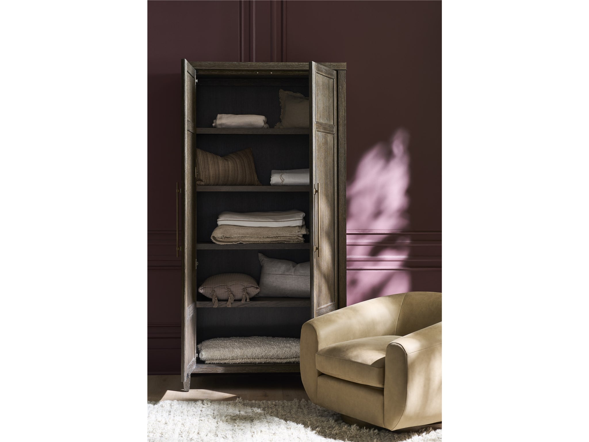 Montclair Cocoa Cabinet | Universal Furniture