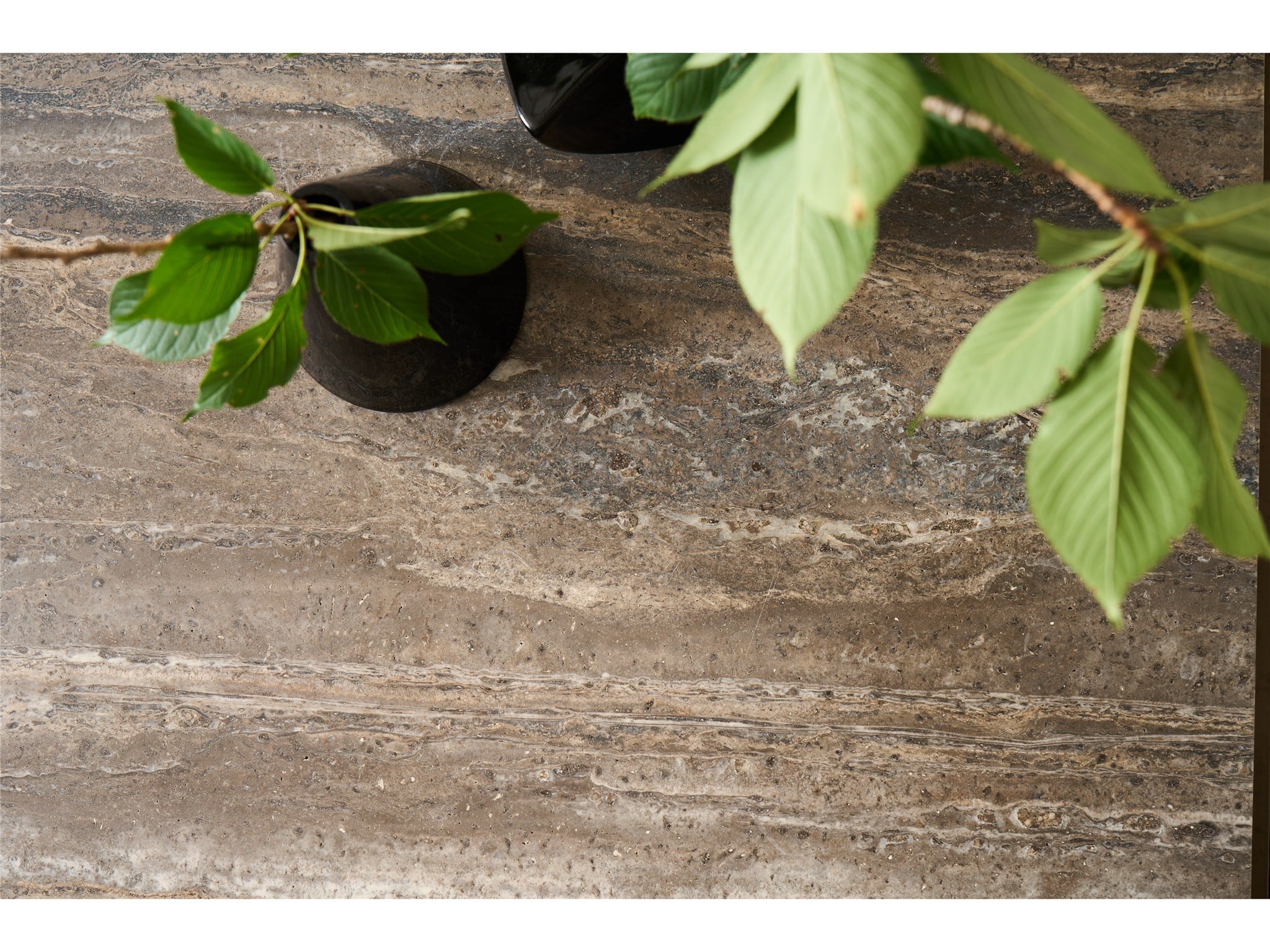 Montclair Brindle Cocktail Table | Universal Furniture